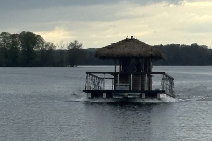 Tiki Boat Tour | Bemus Bay Water Toys